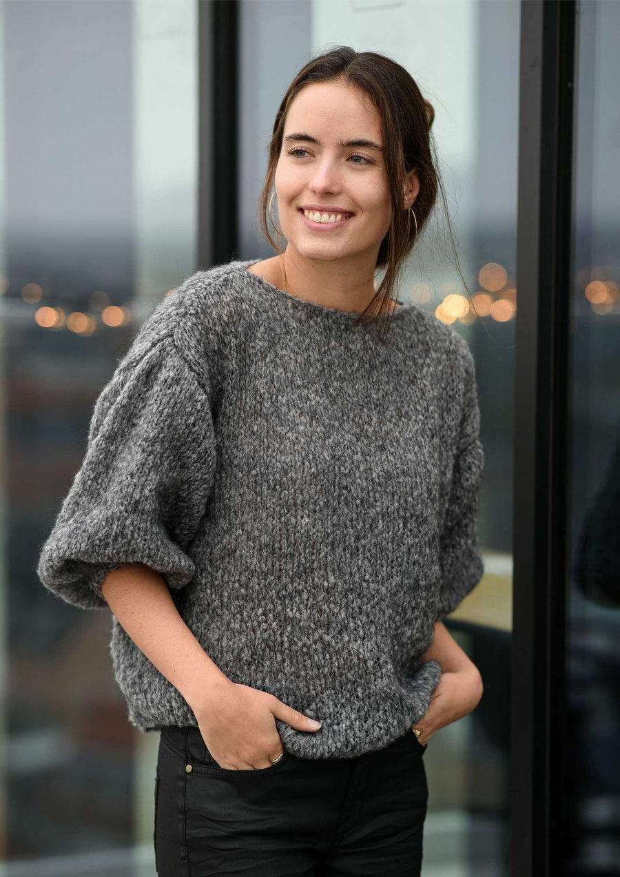 Køb June sweater hos Mayflower | Hurtig levering