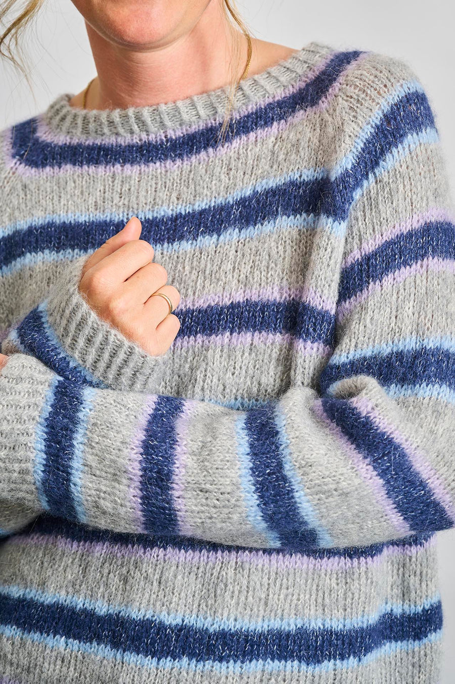 Køb Sandy sweater hos Mayflower | Hurtig levering
