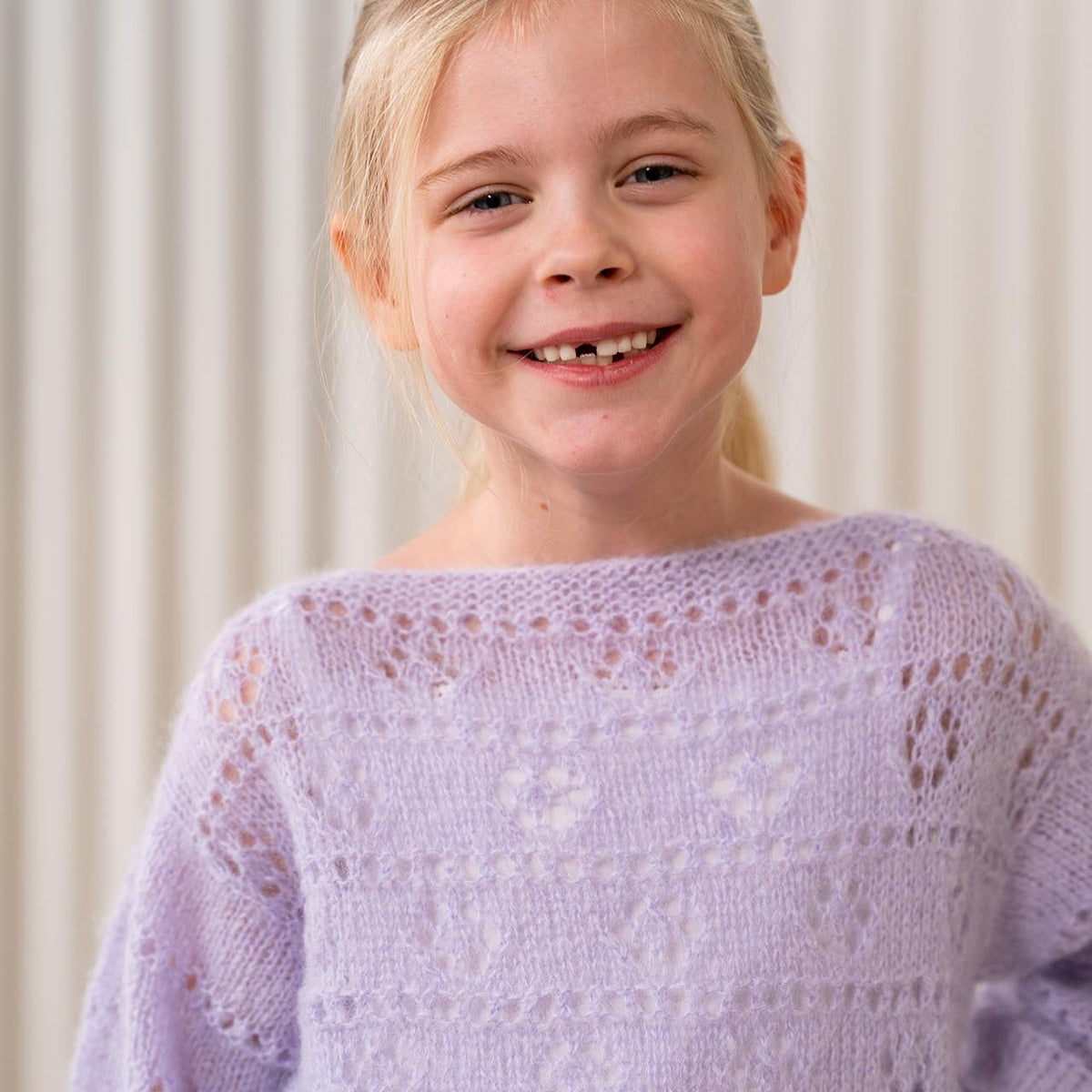 Køb Kirse sweater junior hos Mayflower | Hurtig levering